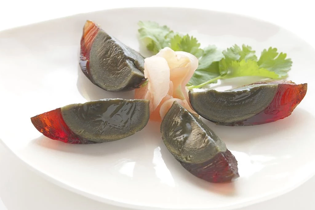 7 FAKTA MENARIK TELUR PITAN | The Healthy Belly